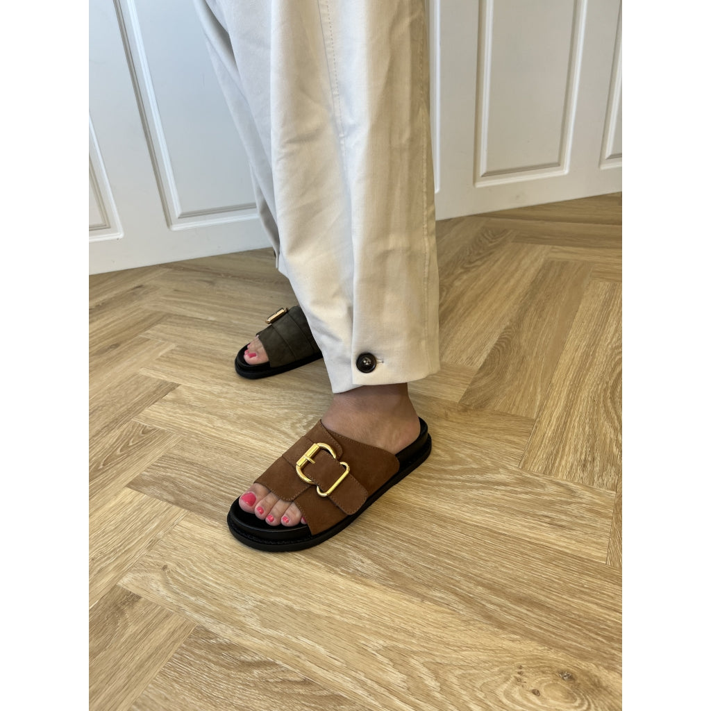 Sandaler og Slippers - smukke dame sandaler og slippers her – Page 9 ...